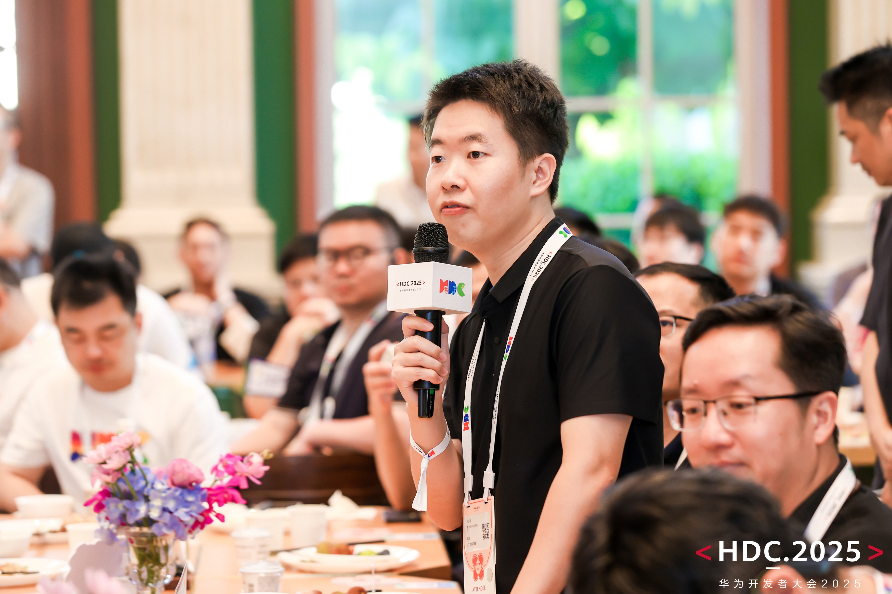 HDC早餐会热腾开席：深挖生态商业潜力，800万开发者共乘“鸿蒙快车”-互联网专区